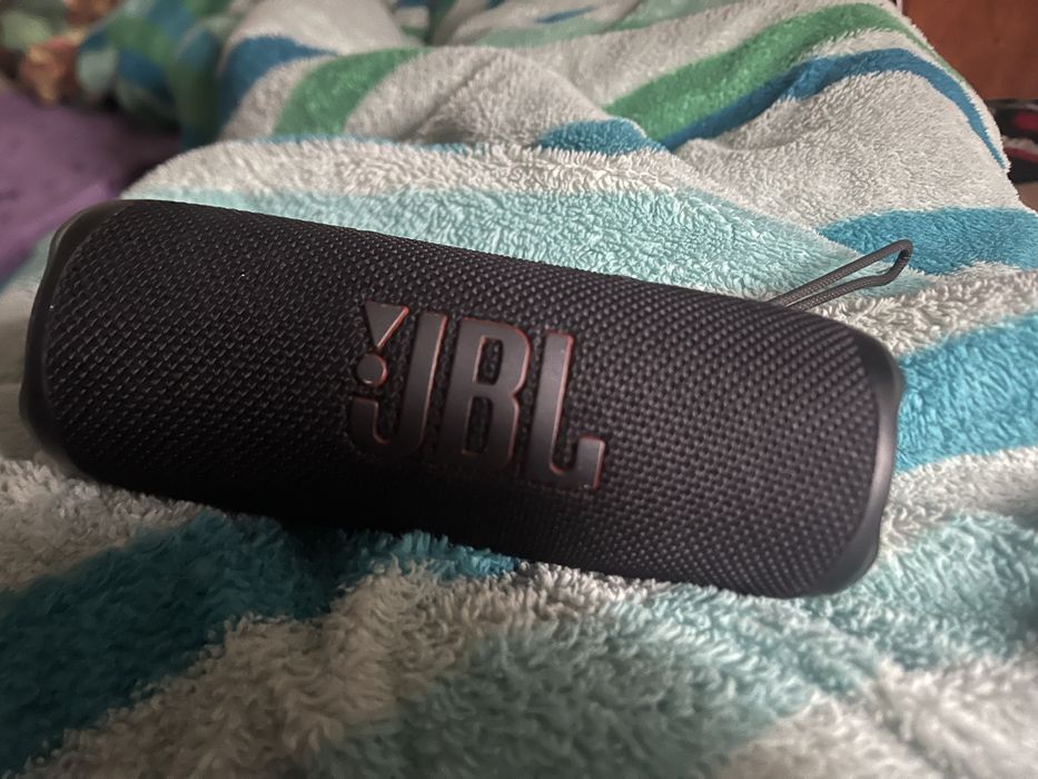 JBL flip 6 am fosito de o luna si ca noa Predeal-Sarari • OLX.ro