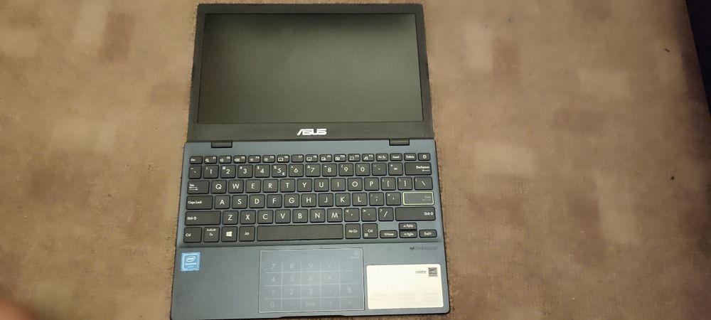 Asus E210M notebook PC ultra portabil Galati • OLX.ro