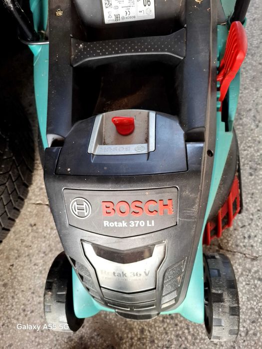Акумулаторна косачка Bosch Rotak 370 с. Мало Конаре • OLX.bg