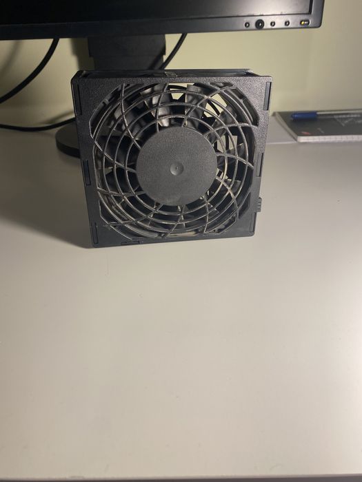Вентилатор за сървър(System Fan) гр. София Люлин 7 • OLX.bg