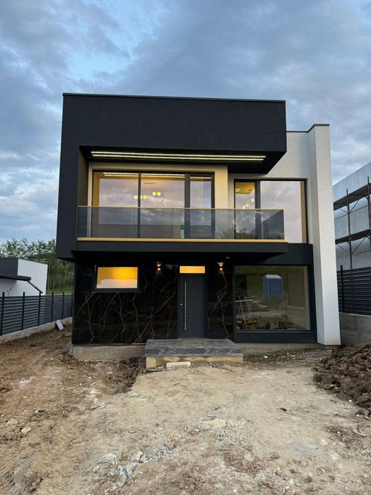 Vila individuala Trivale Capitol Pitesti • OLX.ro