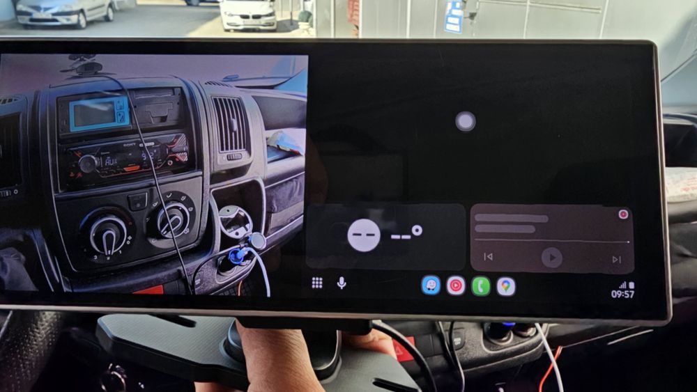 Sistem camera auto cu ecran 10.26 inch, CarPlay, proiectie telefon ...