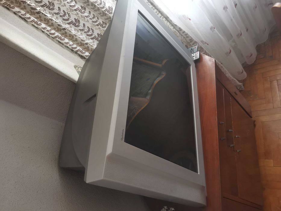 TV Panasinic + comoda lemn masiv Ramnicu Valcea • OLX.ro
