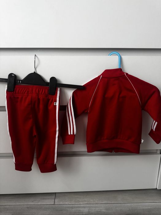 Trening adidas original Craiova • OLX.ro
