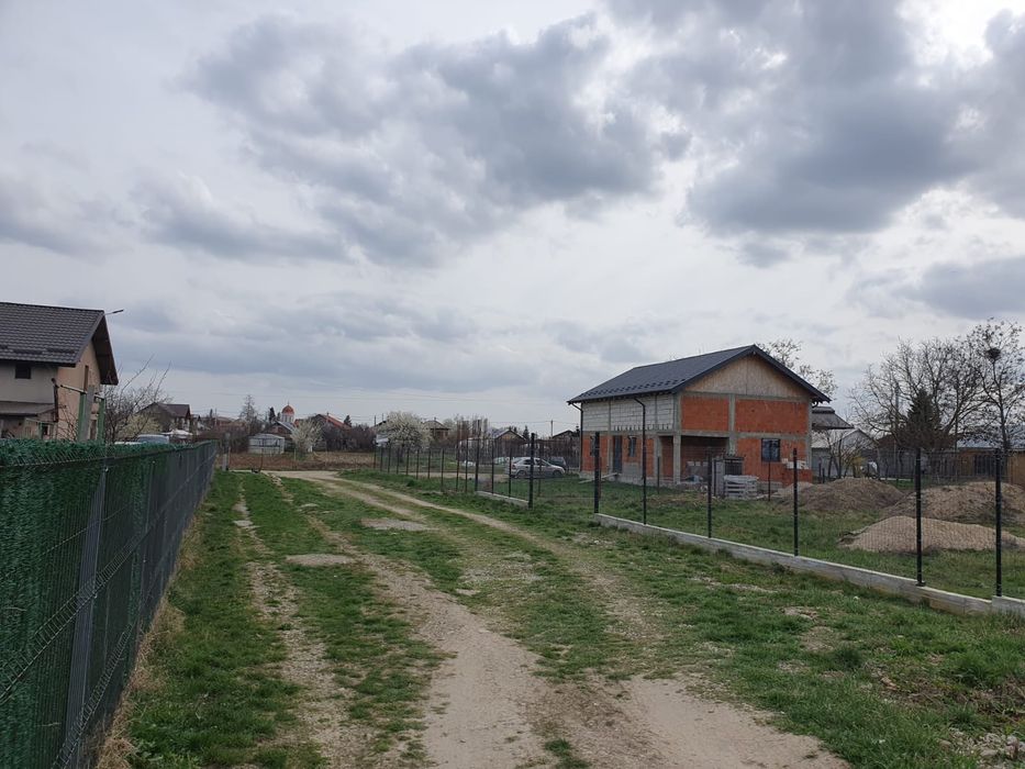 Vand teren ,lot. de 620 mp,str. A. Odobescu Peris Ilfov langa Saftica Peris • OLX.ro