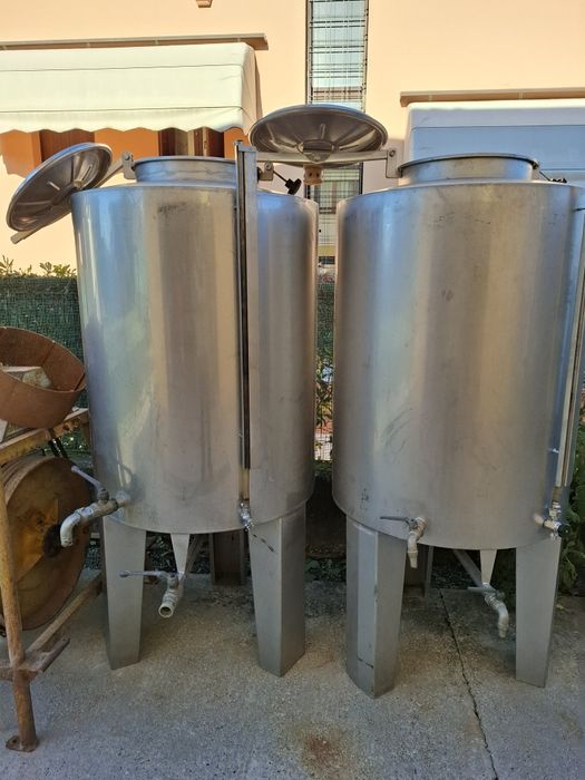 Butoi inox 500 litri ,vin țuică pălincă Jibou • OLX.ro