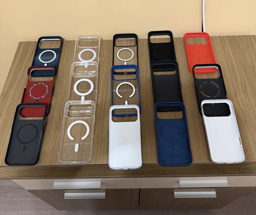 Huse iphone 17 PRO MAX! Pret intre 50-100 LEI in functie de husa ! Cluj ...