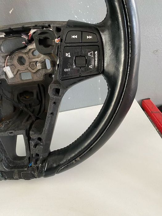 Volan cu incalzire VOLVO XC60 S60 V60 S80 XC70 31404324 Baia • OLX.ro