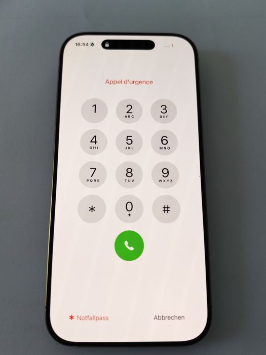 .iPhone 16 pro . Craiova • OLX.ro