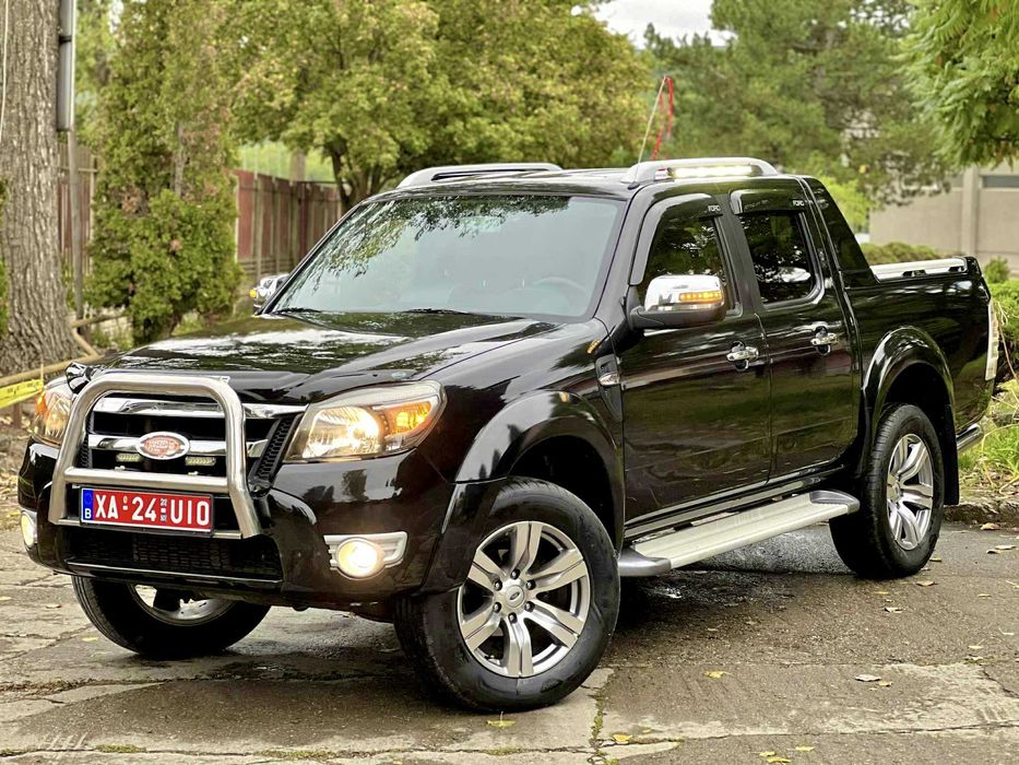 - IMPECABIL Ford Ranger WILDTRAK 3.0TDCi 170CP Mitsubishi Hilux Navara ...