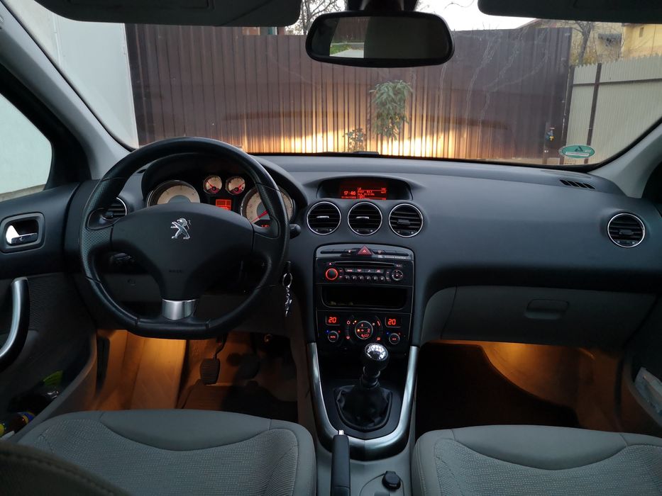 Peugeot 308 sw 2,0 hdi 150 cp Iasi • OLX.ro
