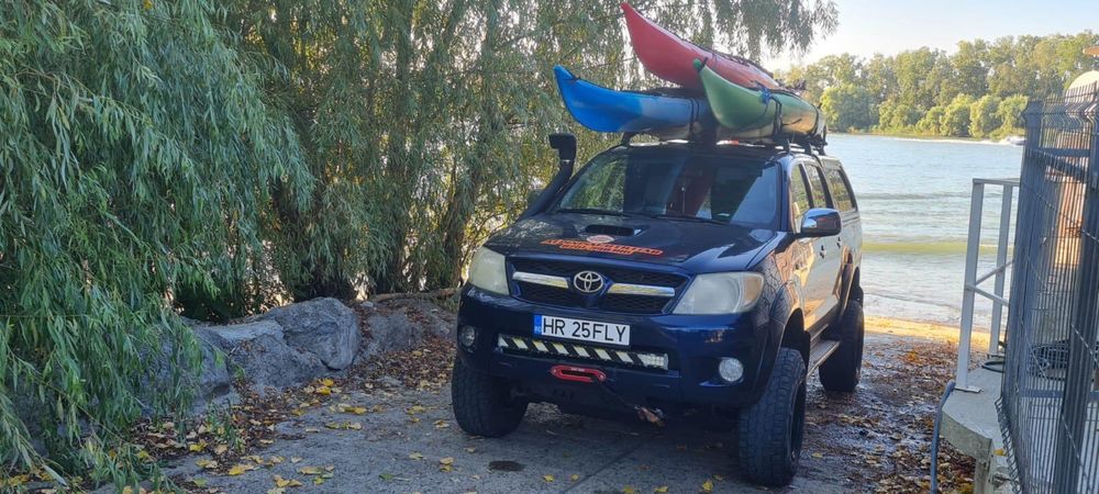 Toyota Hilux 3.0 motor automata Balan • OLX.ro