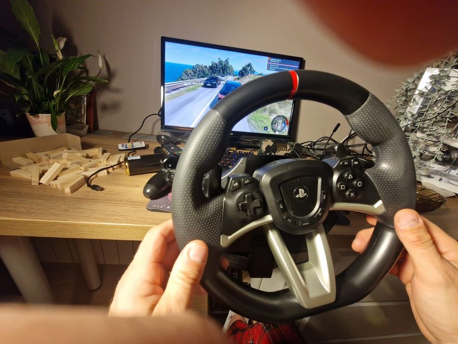 Volan Rwa PlayStation gaming foarte bun Ciritei • OLX.ro