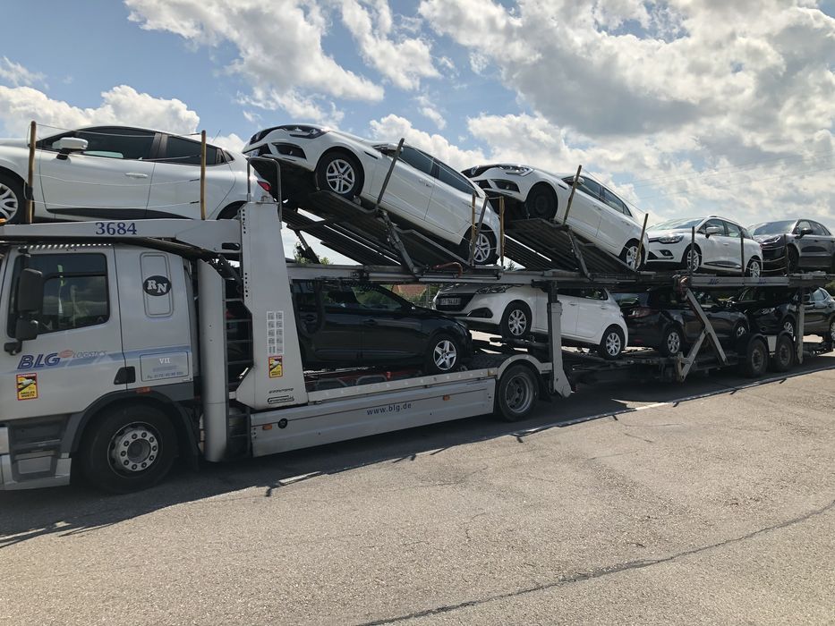 Auto transportor daf 9 pozitii Silistea • OLX.ro