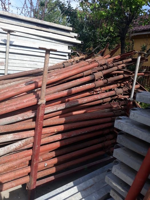 Schela metalică pentru lucrări Targoviste • OLX.ro