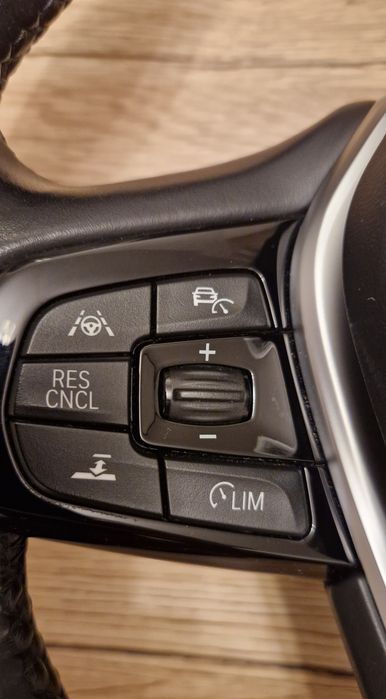 Volan BMW G30/G31 OEM Bucuresti Sectorul 3 • OLX.ro