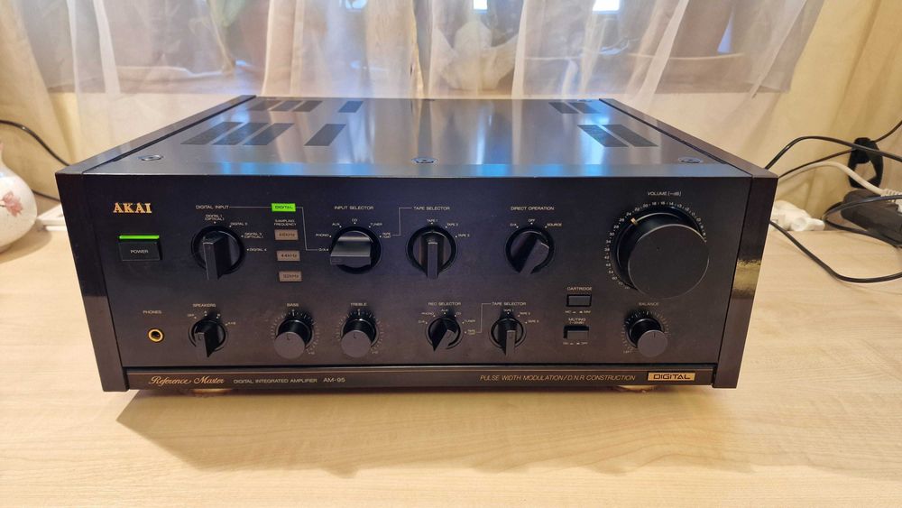 Amplificator Akai AM-95 / 2x 180W RMS in 4Ohm / Made in Japan Drobeta ...