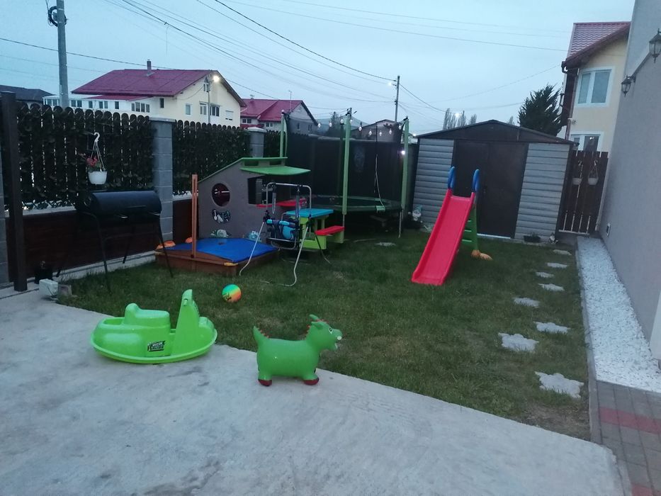 Casa Calea Aradului - Dumbrăvița- strada cu Ikea, Dumbravita • OLX.ro