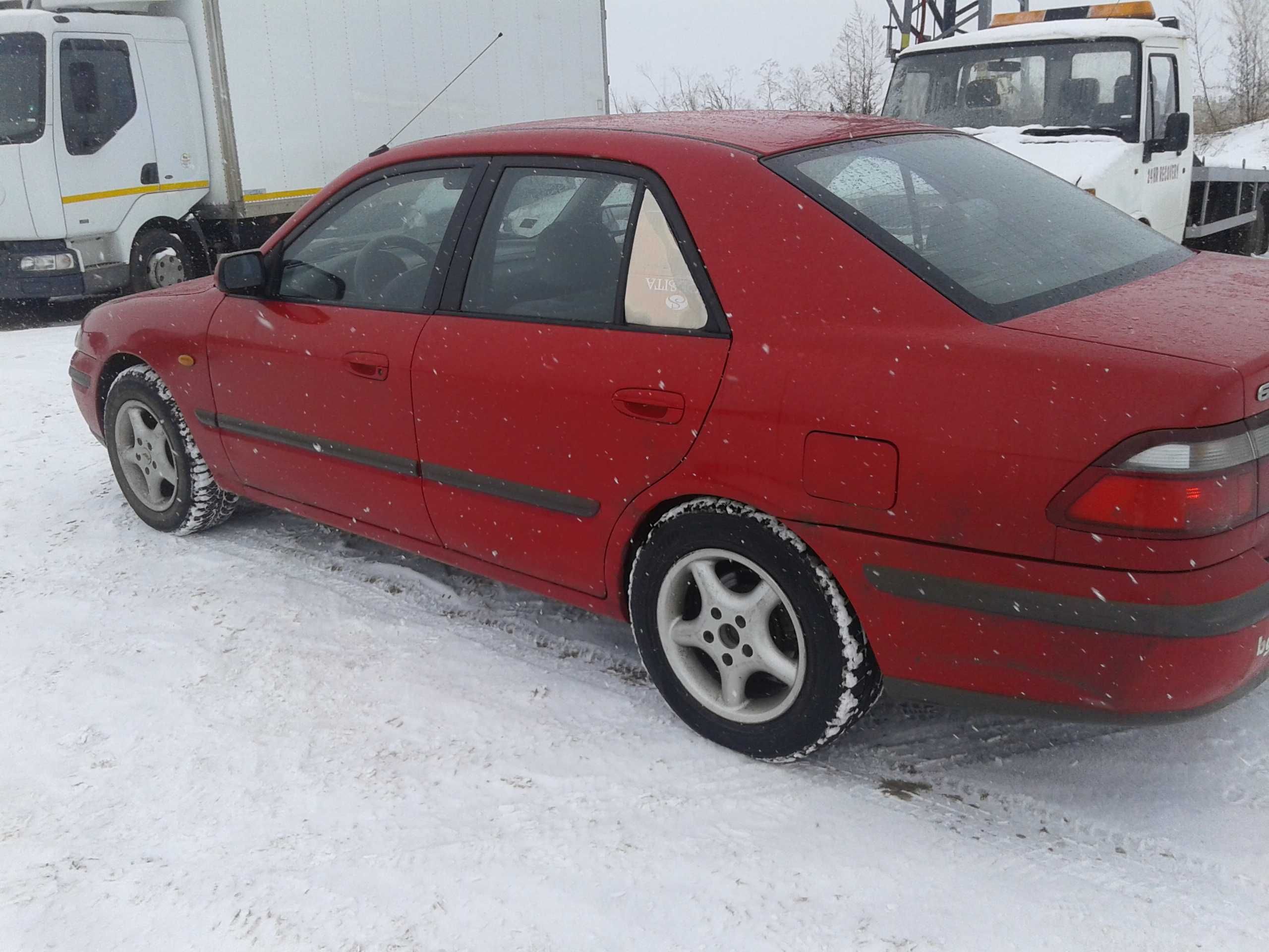 Мазда 626 бензин, 1998 год-на части гр. София Военна рампа • OLX.bg