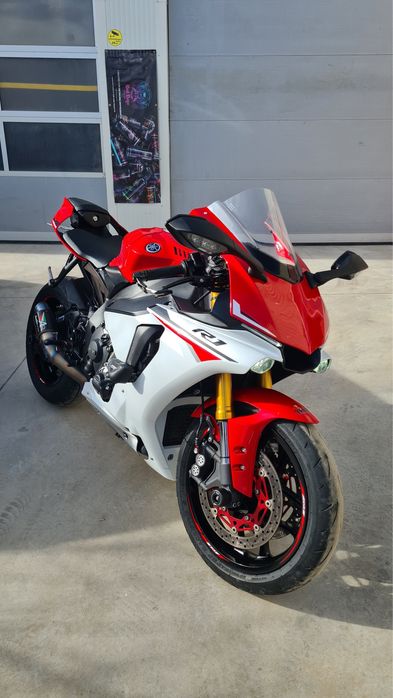 YAMAHA R1 RN32 2016 Constanta • OLX.ro