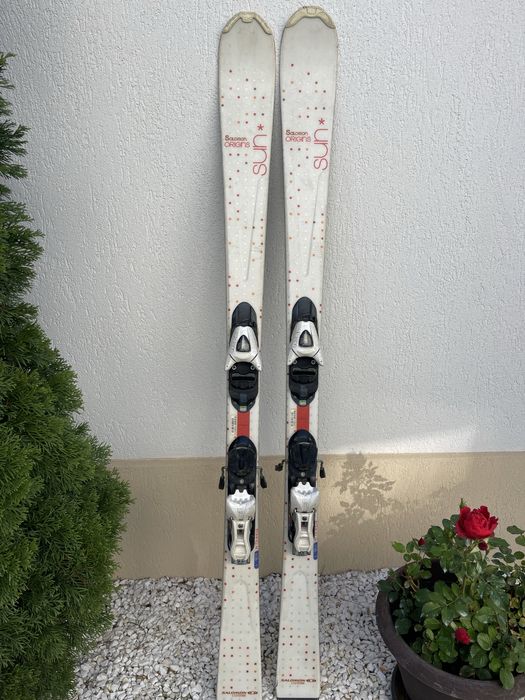 Schiuri/skiuri dama Salomon Valea Voievozilor • OLX.ro