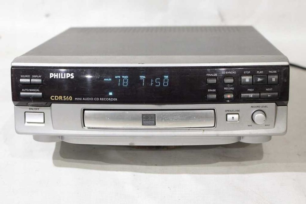 Video recorder Hi-Fi (Vhs) Panasonic, cd recorder Philips Mioveni • OLX.ro
