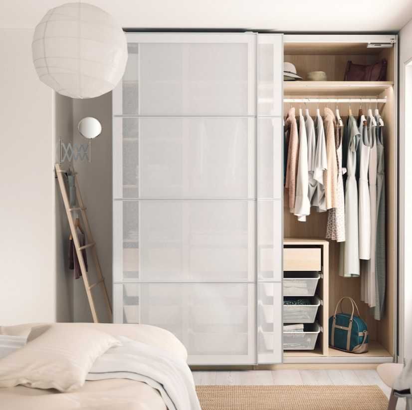 Плъзгащи се врати Svartisdal с матирано стъкло за система Pax от Ikea