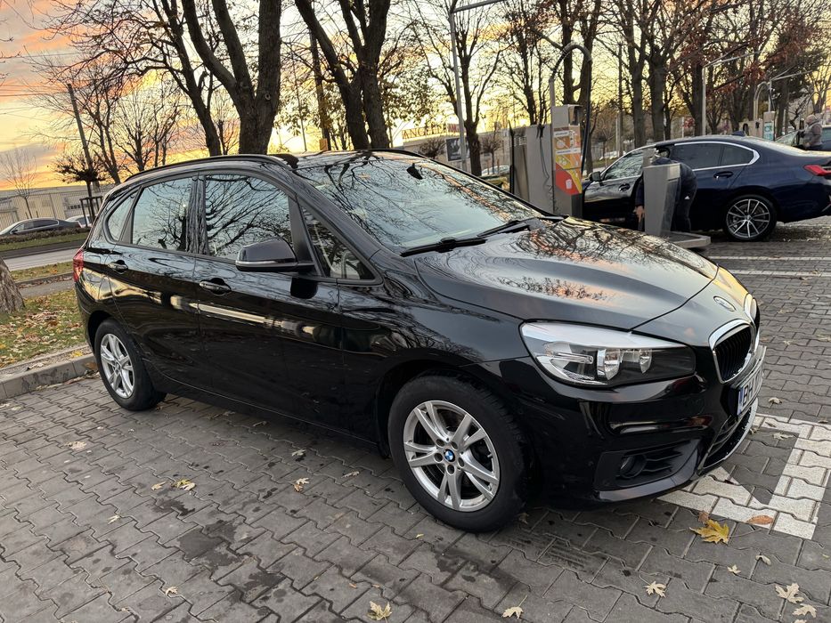 BMW 218i Active Tourer F45 Bucuresti Sectorul 6 • OLX.ro