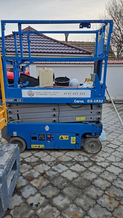 Inchiriere Nacela foarfeca electrica genie lift Calarasi • OLX.ro