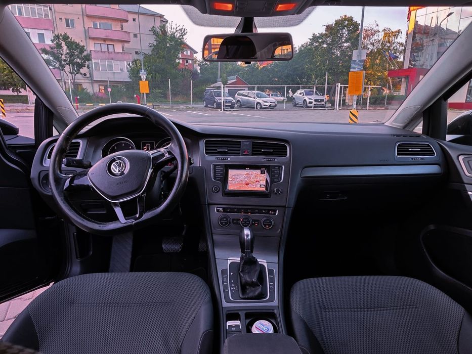 Vw golf 7 automat 2.0 L Barlad • OLX.ro