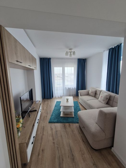 Ofer spre închiriere apartament cu 2 camere zona Miltari Shopping Rosu • OLX.ro