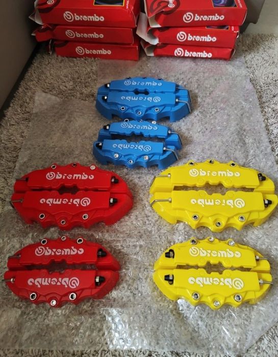 Set capace (4 bucati, fata -spate) etrieri de culoare rosie, Brembo ...