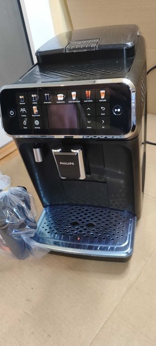 Expresor automat Philips LatteGo seria 5500 esspresor ice coffe Cluj ...