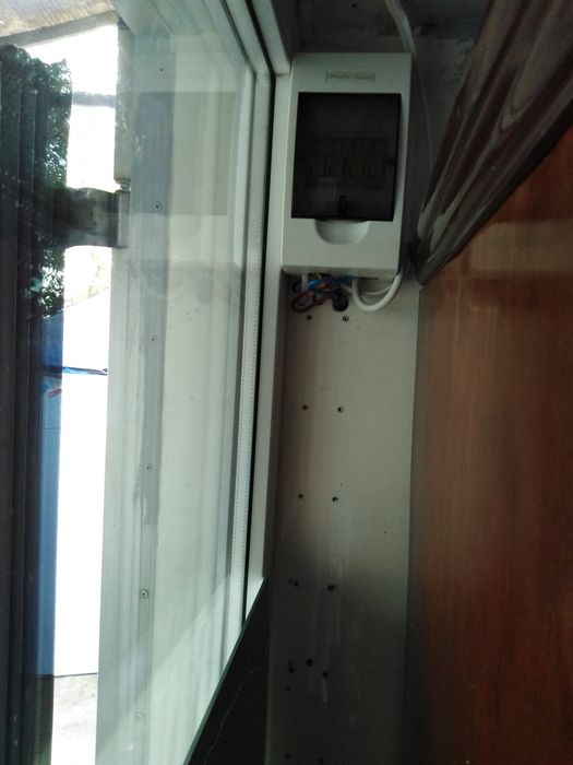 Container elecctrificat, mobilat, asa cum se vede Jilava • OLX.ro