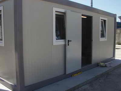 Vand casa container din structura metalica Ploiesti • OLX.ro