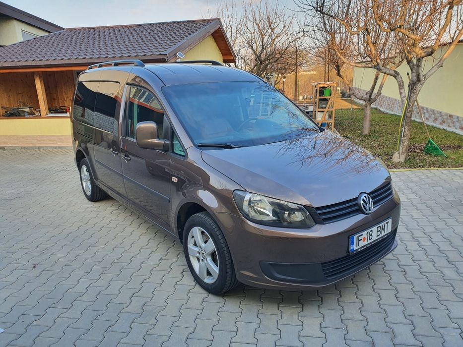 Vand Volkswagen Caddy Maxi (7 locuri) 2.0TDI 140CP manuala 6+1 trepte Berceni • OLX.ro