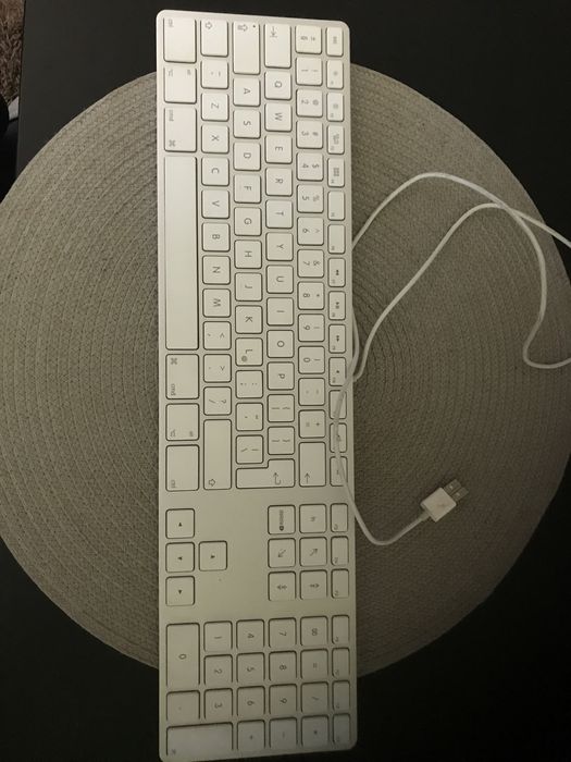 Magic Keyboard A1243 гр. София Люлин 10 • OLX.bg