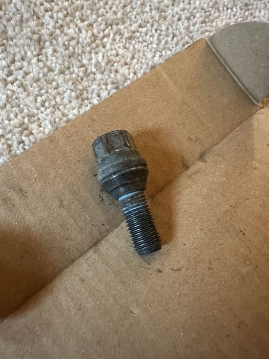 Prezoane originale Dacia Duster 17 mm Suceava • OLX.ro