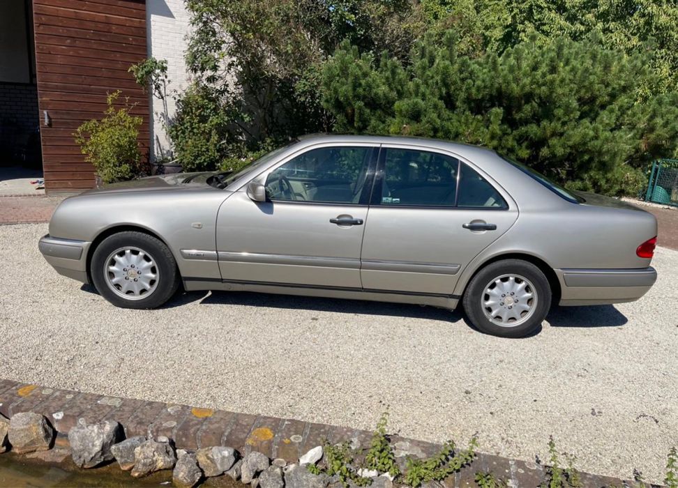 Mercedes w 210 diesel 2,2 Cdi impecabil 158.0000km Turda • OLX.ro