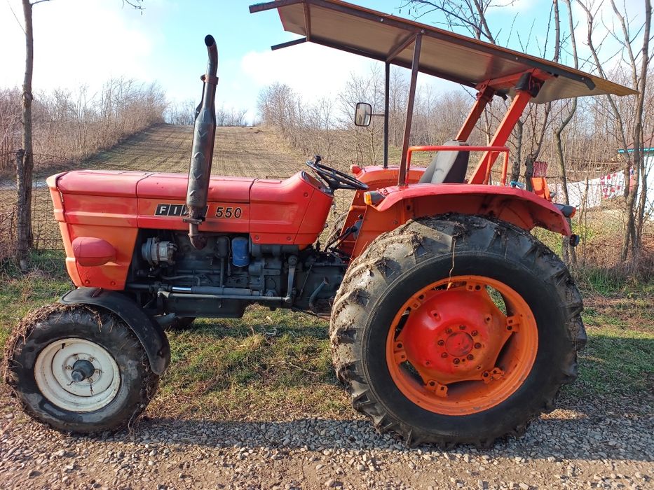 Vând tractor Fiat 550 Targu Frumos • OLX.ro