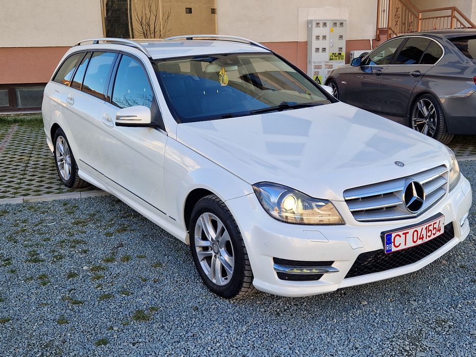 Mercedes-Benz C220Cdi AMG pachet impecabil Constanta • OLX.ro