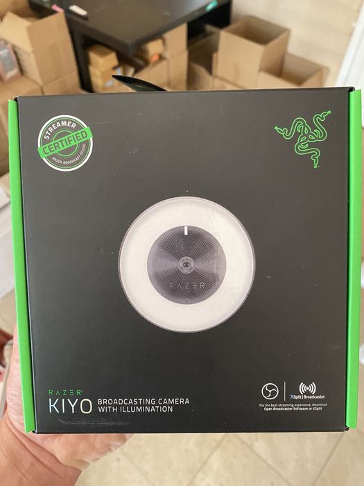 Уеб камера Razer Kiyo Ring Light Equipped Broadcasting Camera гр. София ...