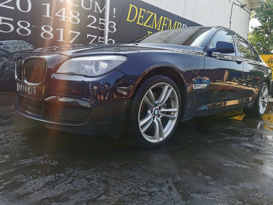 Dezmembrez bmw seria 7 f01 m-pack/bara fata m/capota/far dinamic ...
