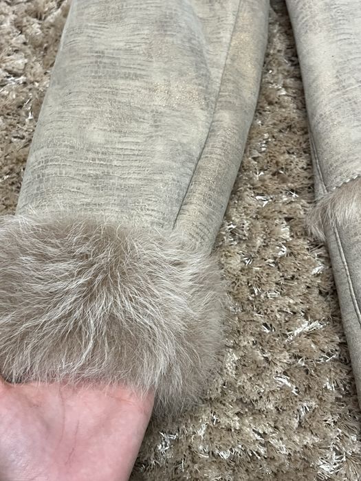 Cojoc blana si piele natural crem sidefat xs Iasi • OLX.ro