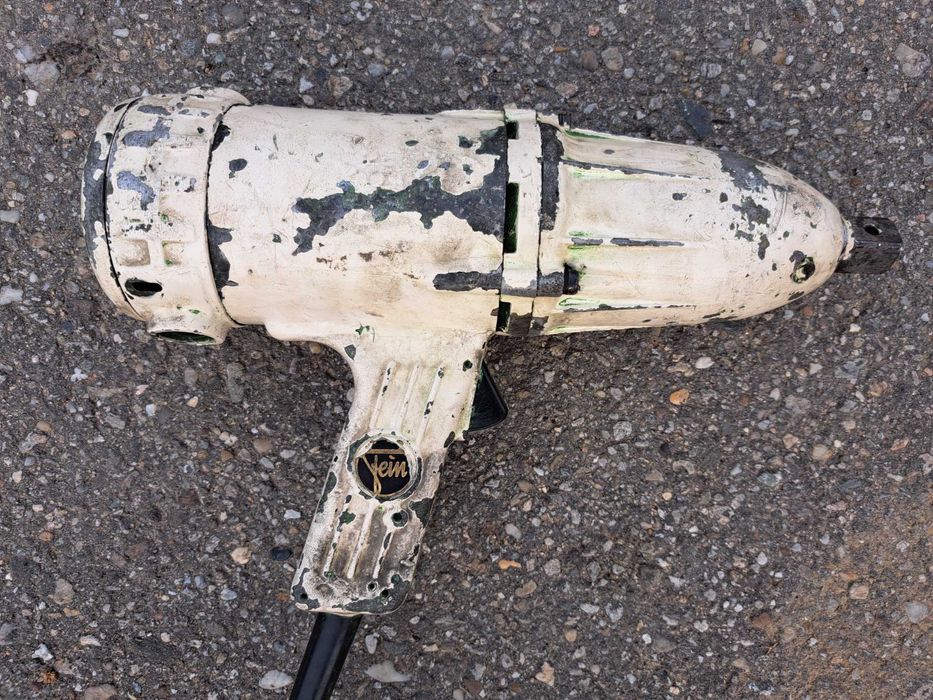 Pistol de impact electric la 220 v-de tractoare,tiruri,camioane,auto ...