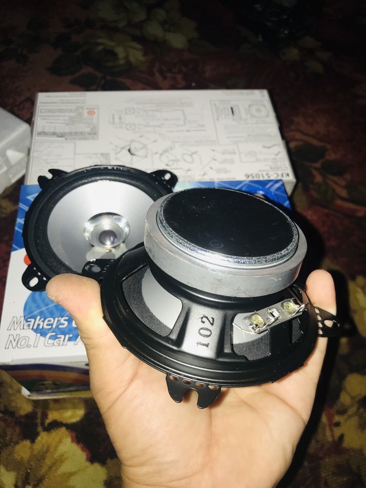 Kenwood kalonka 10 santimetrli Orginal avtamabil oldiga balan chqarad ...
