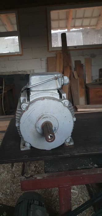 Motor trifazic 15 kw Vatava • OLX.ro