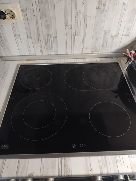 Керамичен плот AEG гр. Перник Изток • OLX.bg