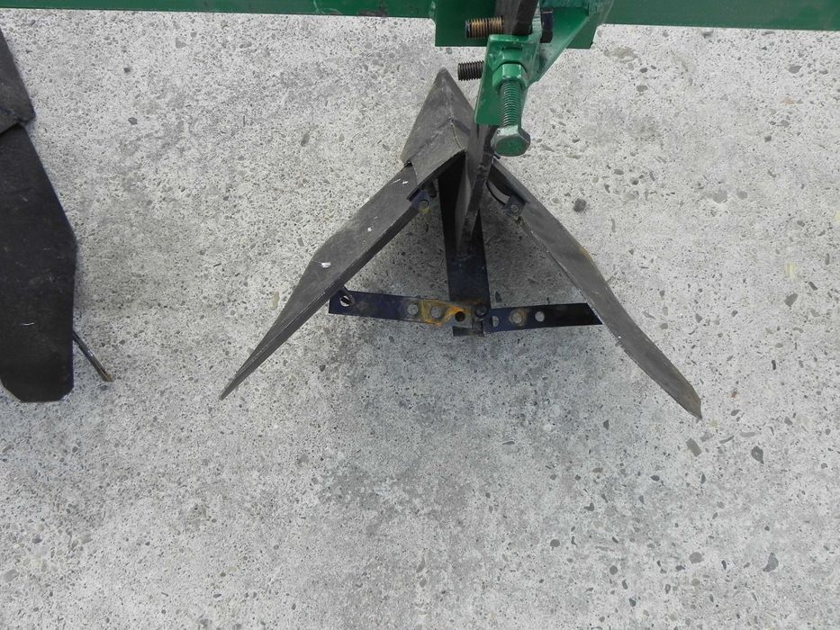 Rarita bilon pe 3 randuri pentru motocultor sau tractor mic Badeuti ...