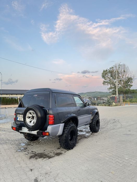 Nissan patrol Y61 M57 AUTOUTILITAR Oituz • OLX.ro